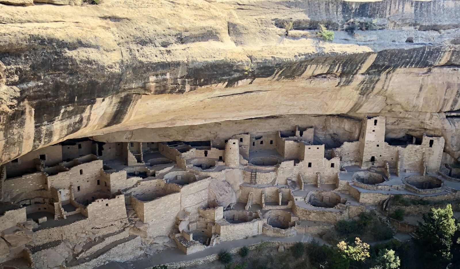 hintonthetrail.com Visit Mesa Verde & Explore Its Beautiful History ...